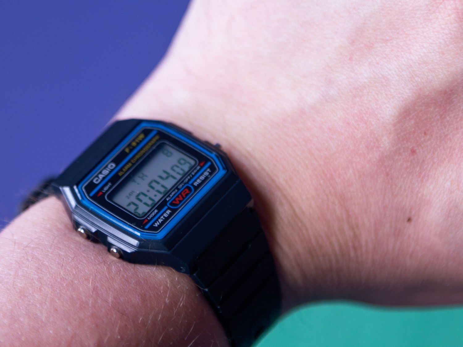 The fascinating story of the Casio F-91W – SamTalksStyle