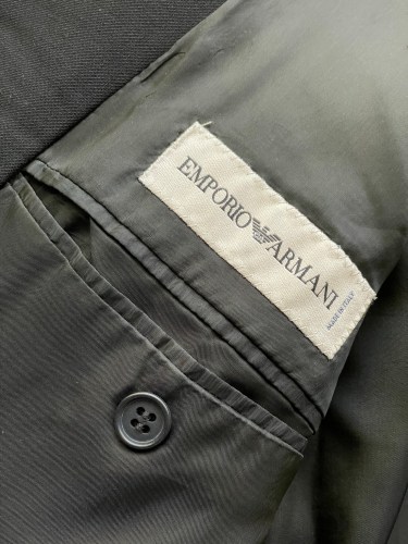 A guide to Giorgio Armani men’s clothing brands and diffusion lines ...